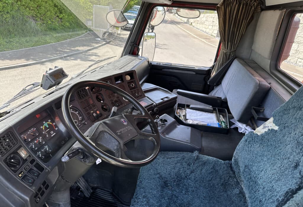 1988 Scania P 113 4x2 Kipper/Kran gebraucht